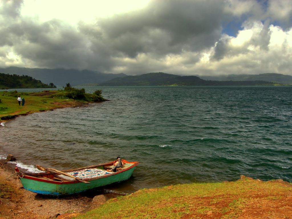 Bhandardara Lake Side Camping - Akole.in